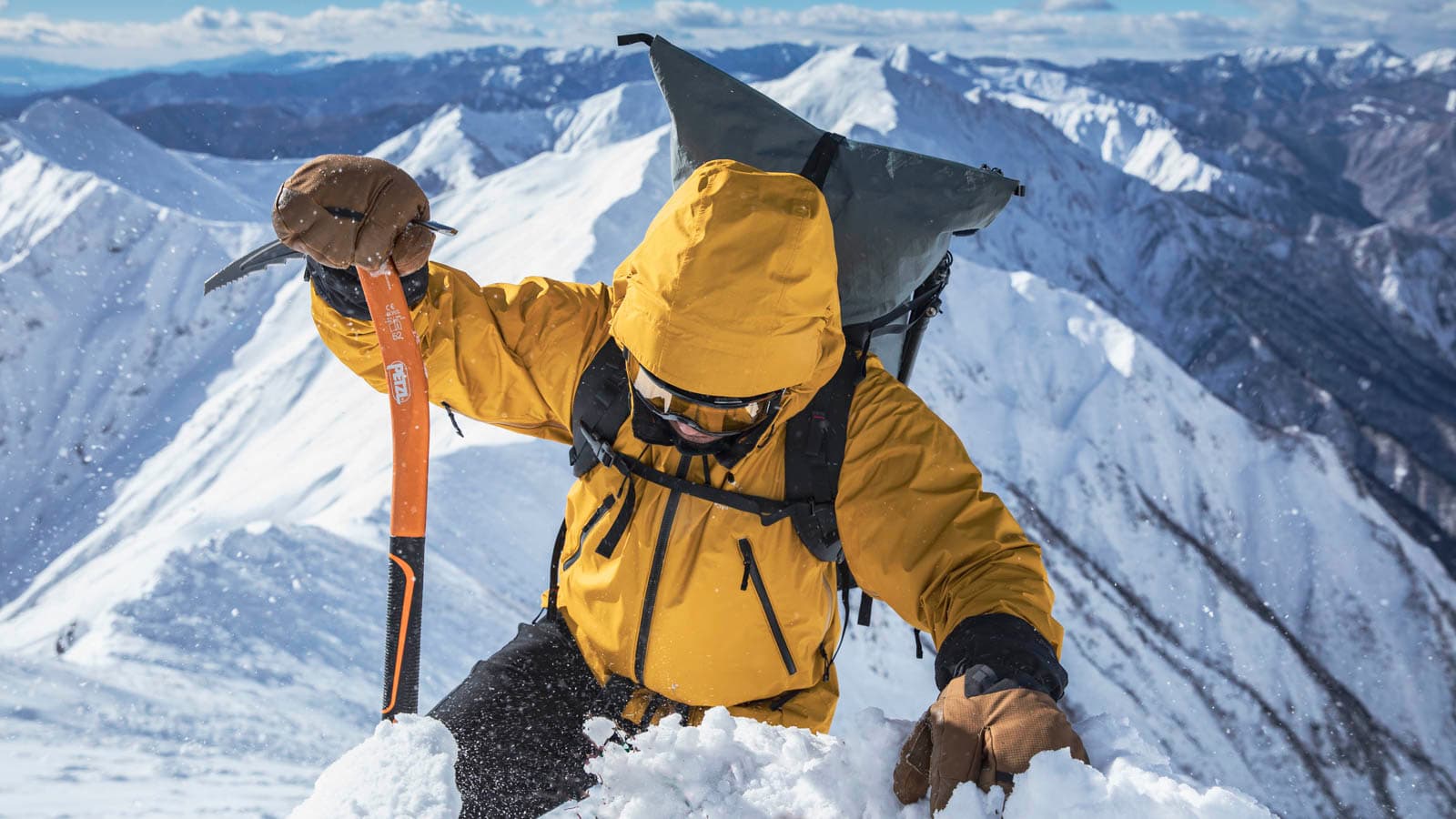 All-weather Alpha Jacket | 山と道 U.L. HIKE & BACKPACKING