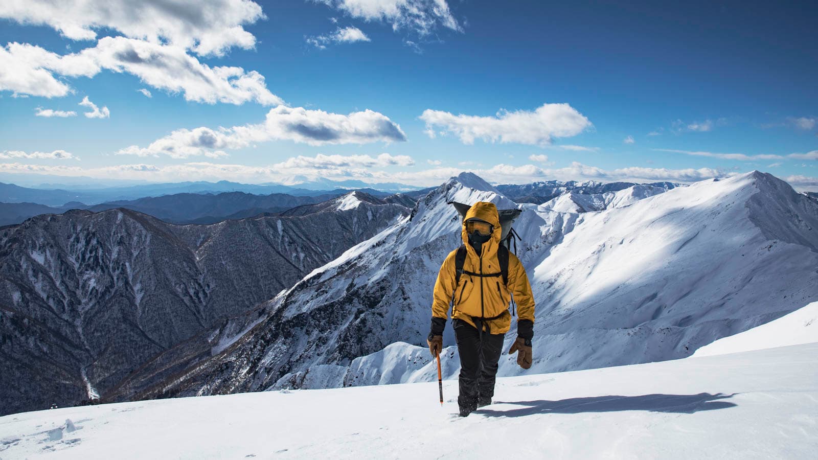 All-weather Alpha Jacket | 山と道 U.L. HIKE & BACKPACKING